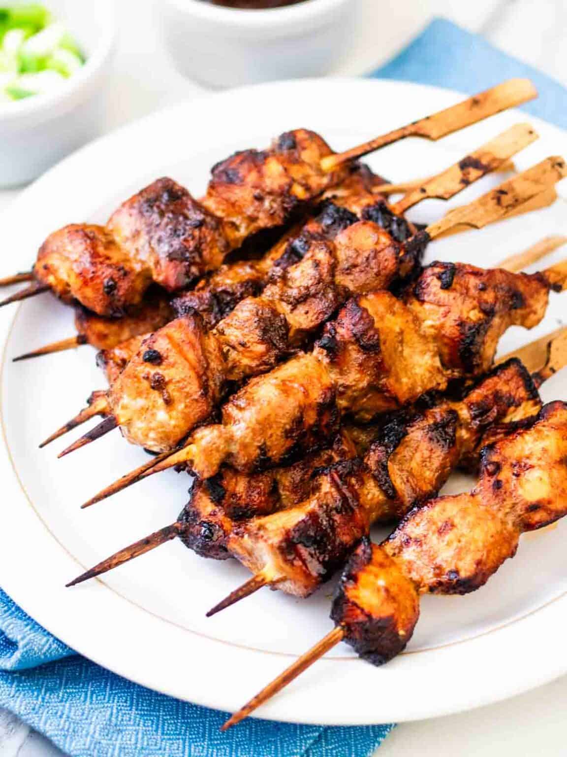How to Make Chinese Chicken on a Stick {Easy Recipe} - Tastefully Vikkie